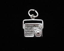 Radio Charm- Vintage Old Fashioned Transistor Radio Sterling Silver 3D ...