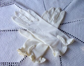 Items similar to Fingerless Gloves: Hand Knit elegant ruffled ...
