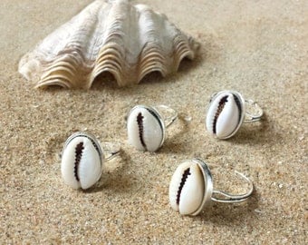 Cowrie shell ring | Etsy