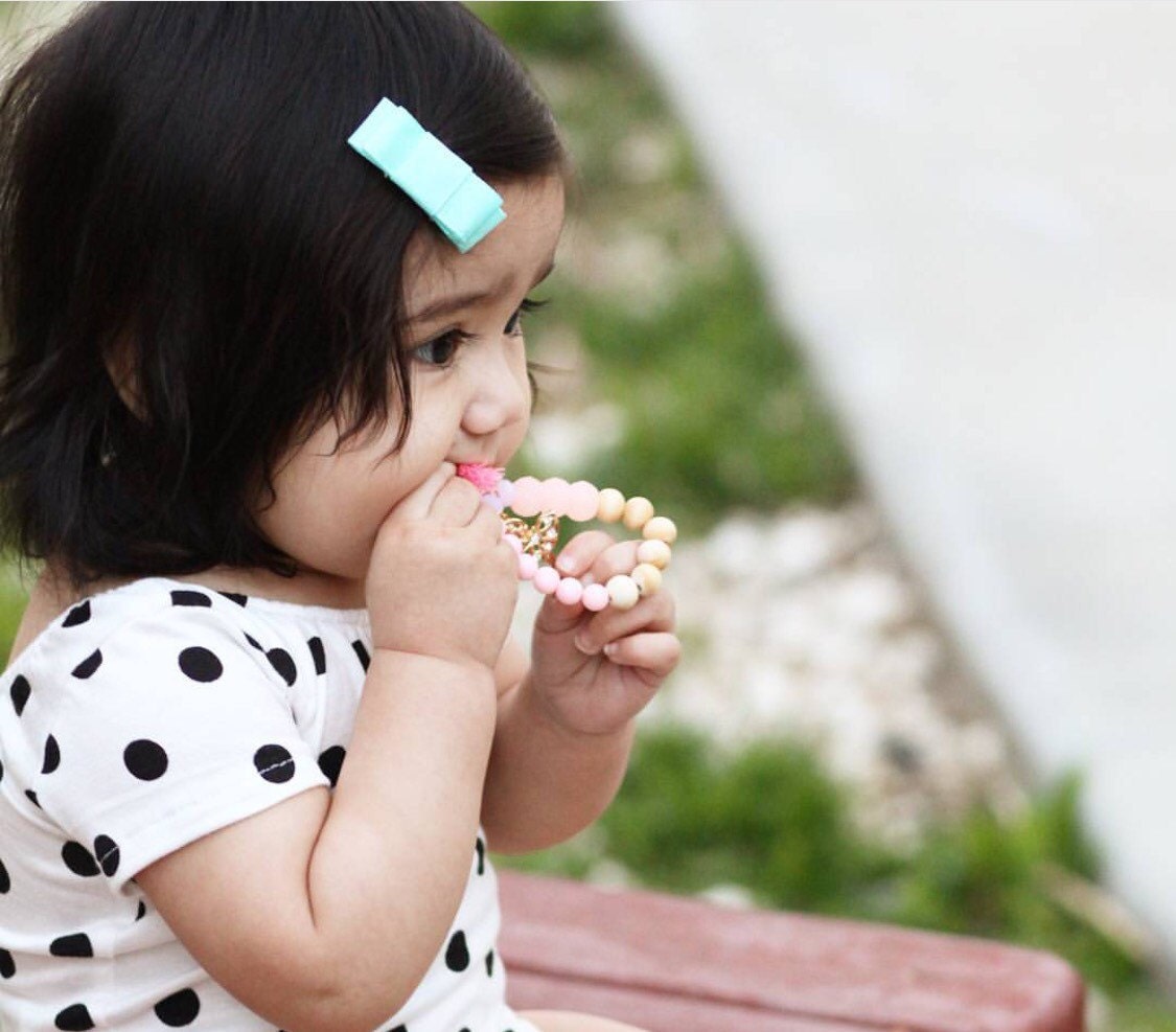 Newborn Snap Clip No Slip Clip for Baby Hair Baby First