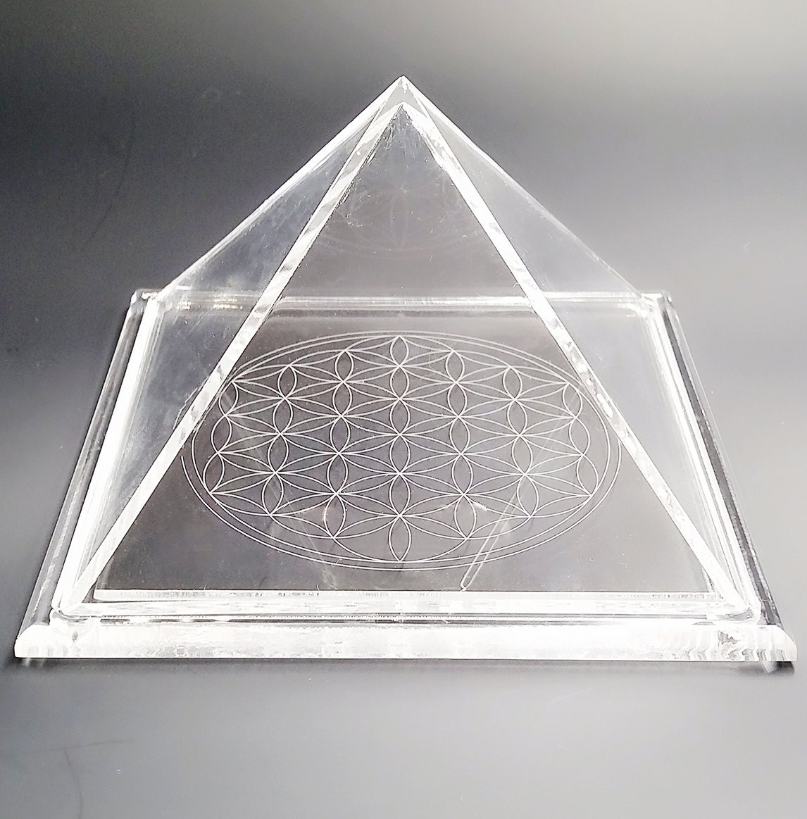 Smooth Pyramid mold 4 sides Orgonite energy generator
