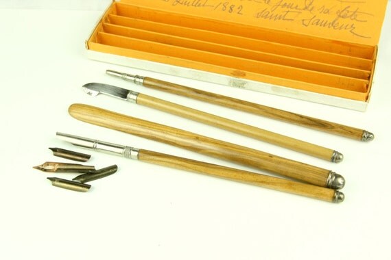 Antique writing desk set in its original box wooden dip pen