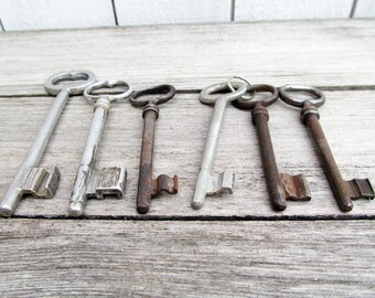 Vintage lock and key | Etsy