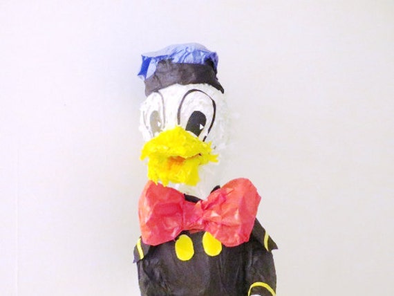 Items similar to Piñata Donald duck duck for a very nice birthday! on Etsy