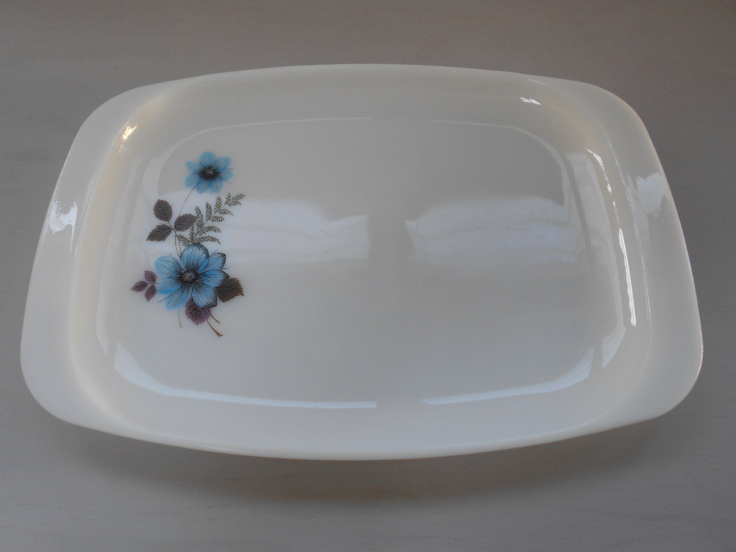 Vintage JAJ Pyrex Platter with Blue Flower Design – Haute Juice
