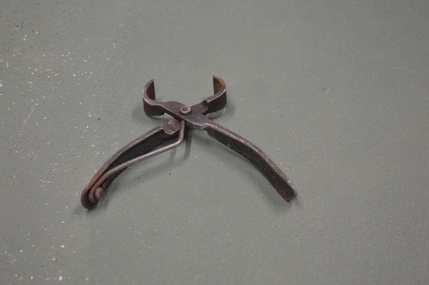 Bullhead Skinner Skinning Pliers Vintage Fishing