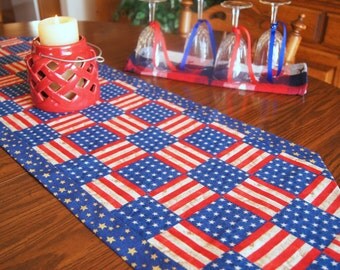 Items similar to Stars and Stripes Forever Fourth of July Bow on Etsy