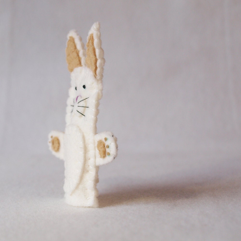 Fieltro de conejo marioneta animal títeres de por KendrickStorytime
