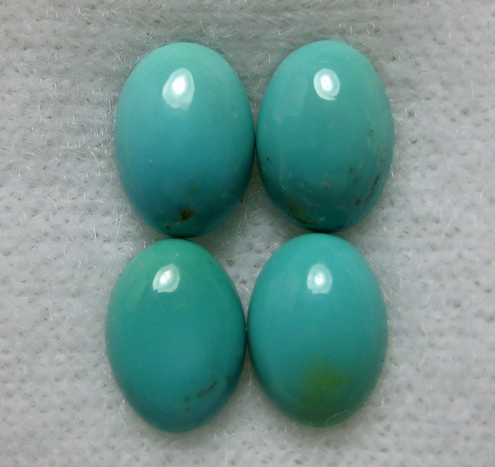 Natural Nevada Turquoise Cabochons and Beads by EsmeraldaTurquoise
