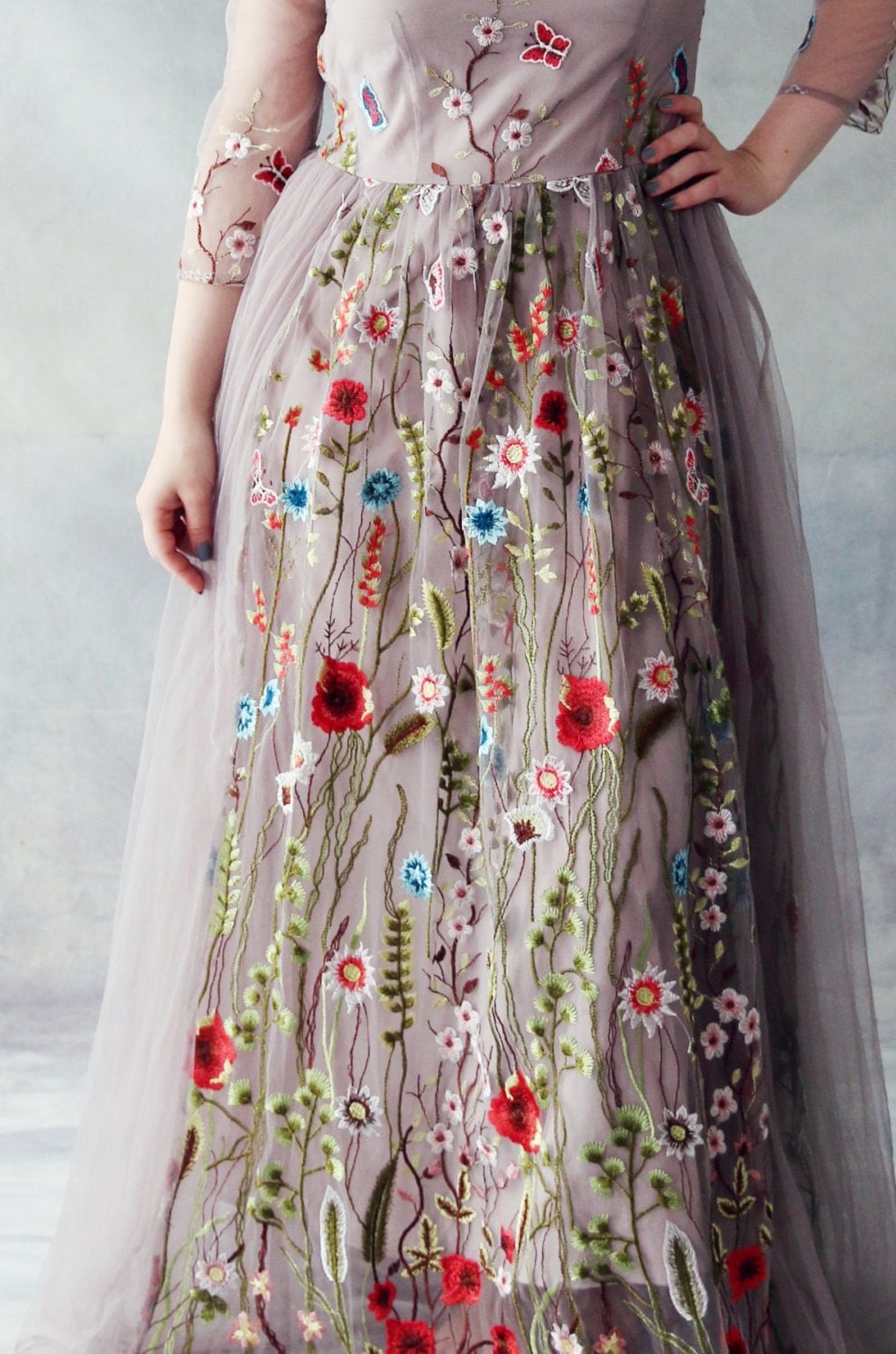 Chic Embroidered Lace Long Sleeve Bridal Wedding Dress Perfect