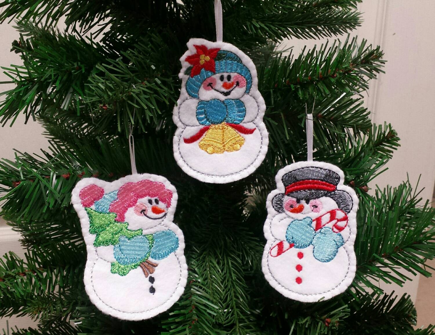 Set of 3 Embroidered Snowman ornament Snowman by DesignsbyPolite