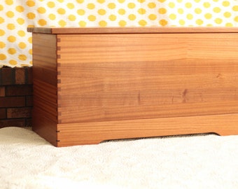 Blanket chest | Etsy