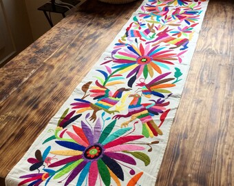 Unique embroidered flowers related items | Etsy