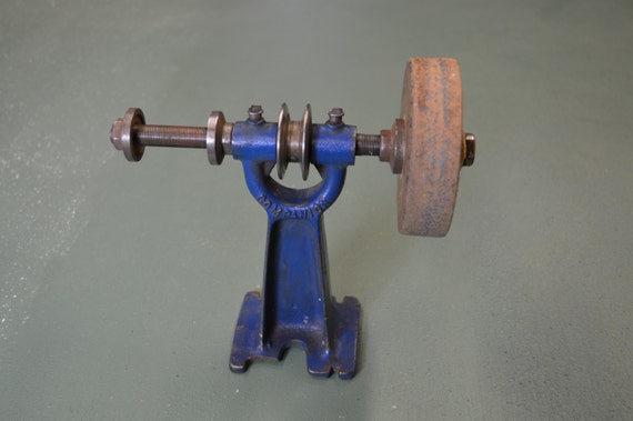 Dual Arbor Grinder Vintage Belt Drive Buffer Machine Bench