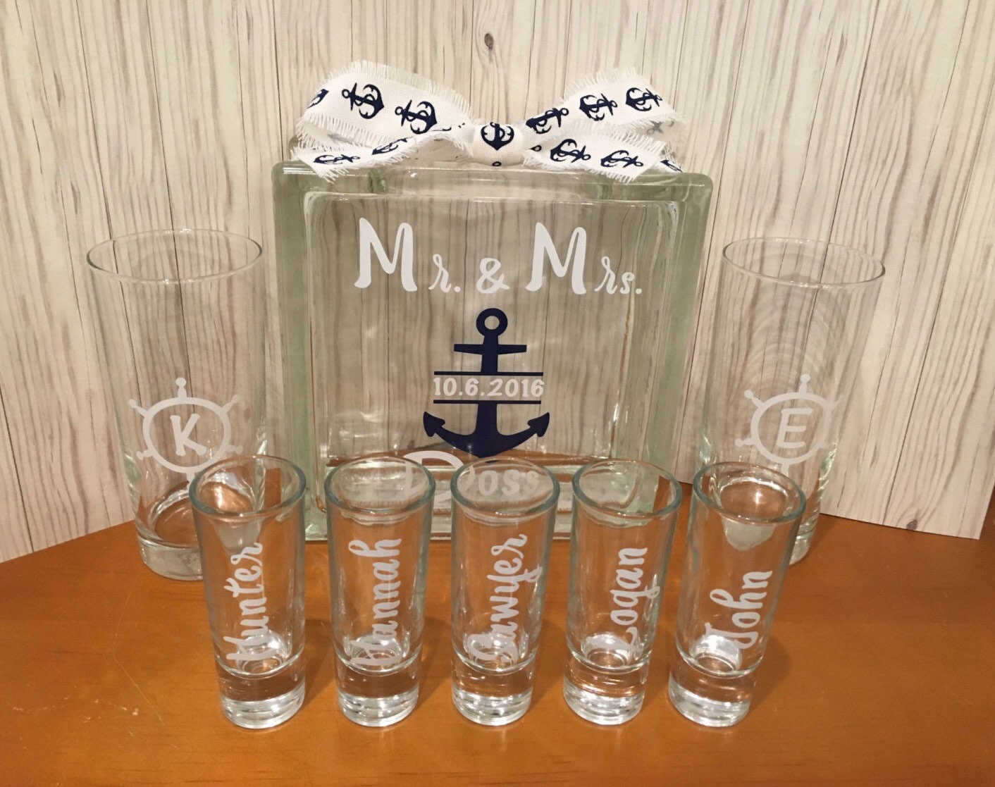 Unity Sand Ceremony Glass Containers for Family with small