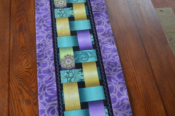 Table Runner Spring Multicolor Ribbons and Medallions Gift