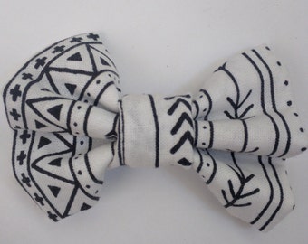 Items similar to Black & White Arrow Headband on Etsy