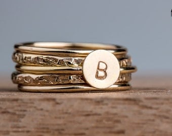 Items similar to 14k gold letter ring, 14k solid gold initial on Etsy