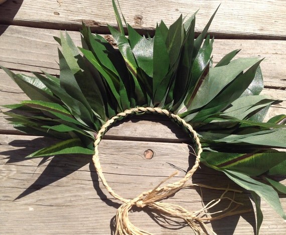 Tropical Silk Ti Leaf Bun Wrap. Braided Ti Leaf Bun Wrap.