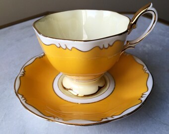 Gold trimmed tea cup | Etsy