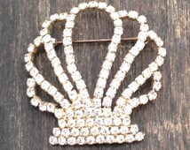 Unique shell brooch related items | Etsy