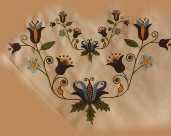 Polish Kashubian style machine embroidery by AmericanKaszuby