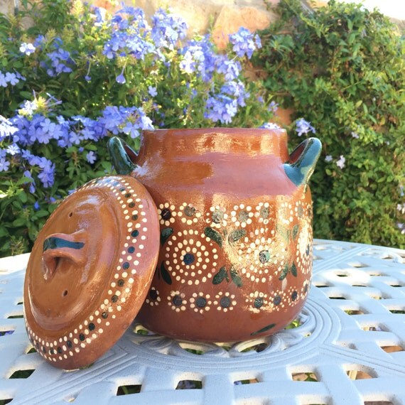 Traditional Mexican Handmade Clay Bean Pot Decorative Folk Art