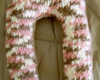 Items similar to u shaped neck pillow pattern / travel pillow pattern ...