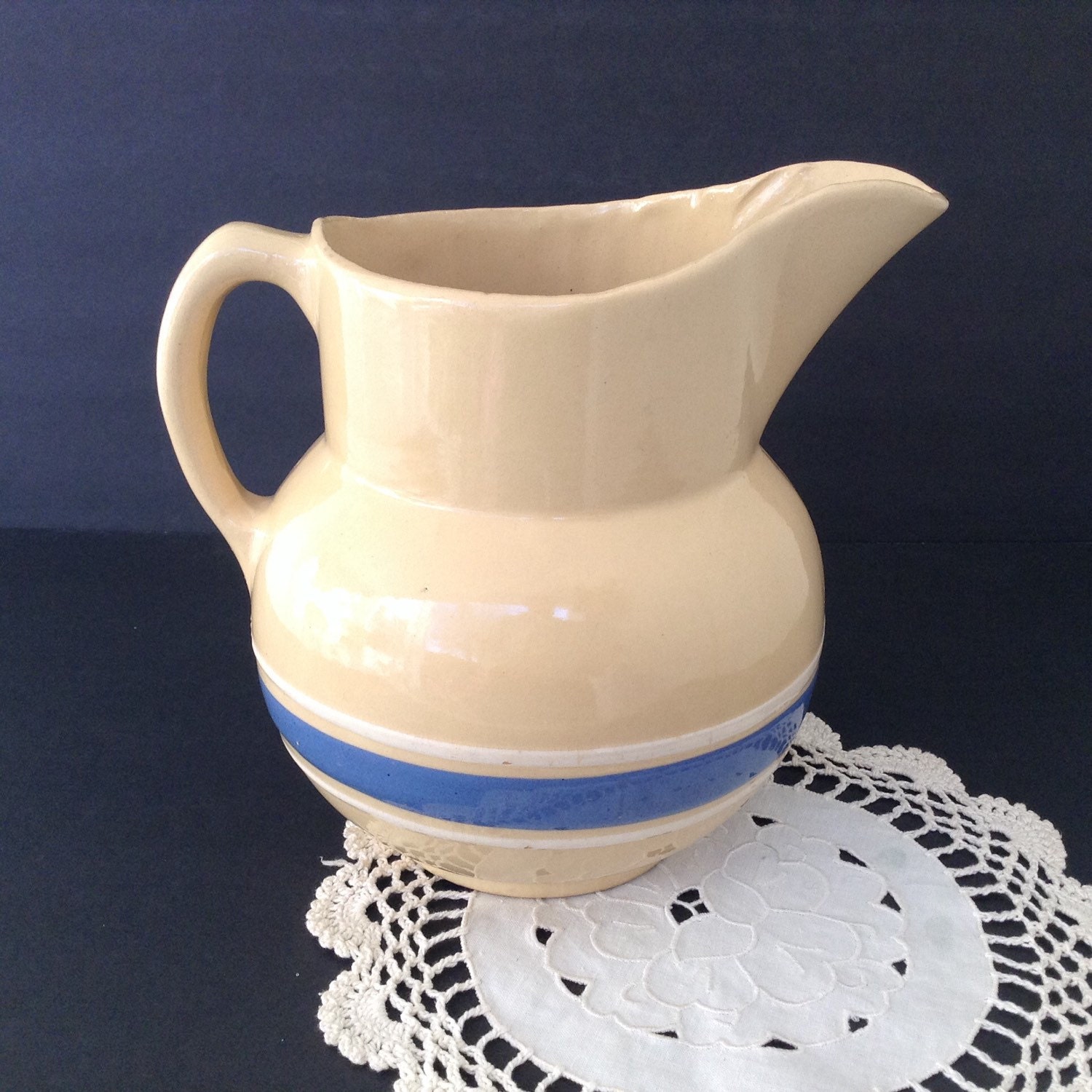 Vintage Watt Ware Pottery Pitcher R-F 17 U.S.A. Old Large