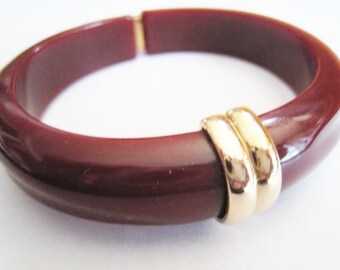 Large Clapper with Point Turner