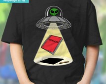 Unique alien shirt related items | Etsy