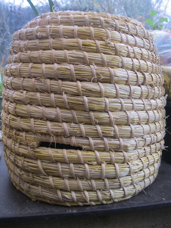 Traditional Bee Skep Straw Beehives swarm collecting skeps