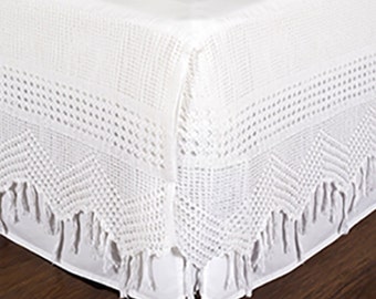 Lace dust ruffle | Etsy