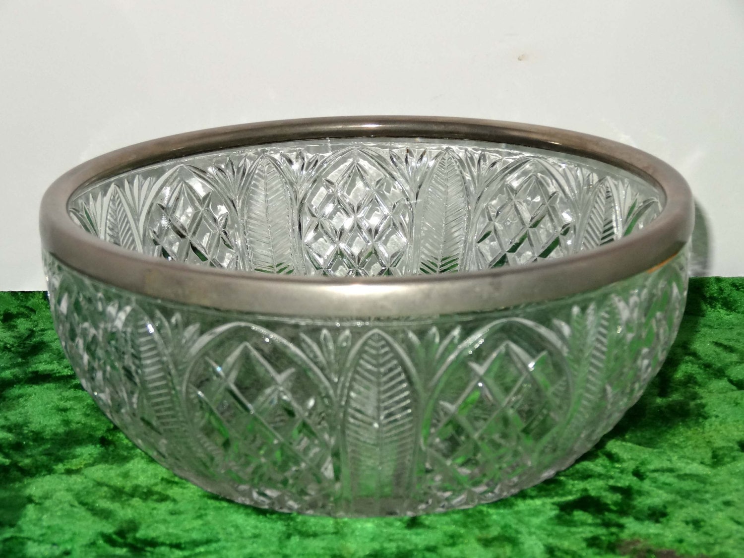 Clear Pressed Glass Round Serving Bowl Silver Plated Rim Home