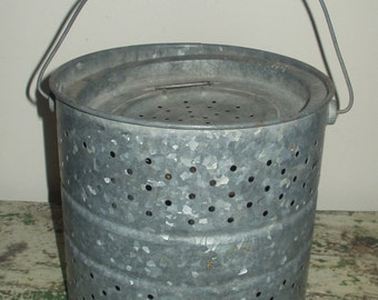 Items similar to ON SALE Galvanized Metal Minnow Bucket, Rustic Fishing ...