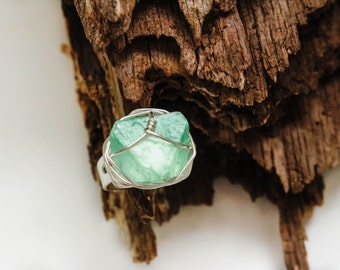 Green fluorite ring | Etsy