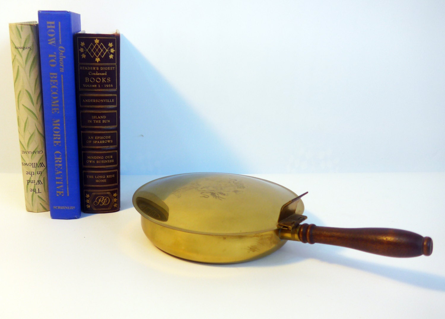 Vintage Brass Silent Butler with U.S. Army 108th NY Army Infantry Crest ...