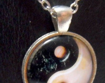 Ying yang pendant | Etsy