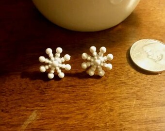 Snowflake stud earrings | Etsy