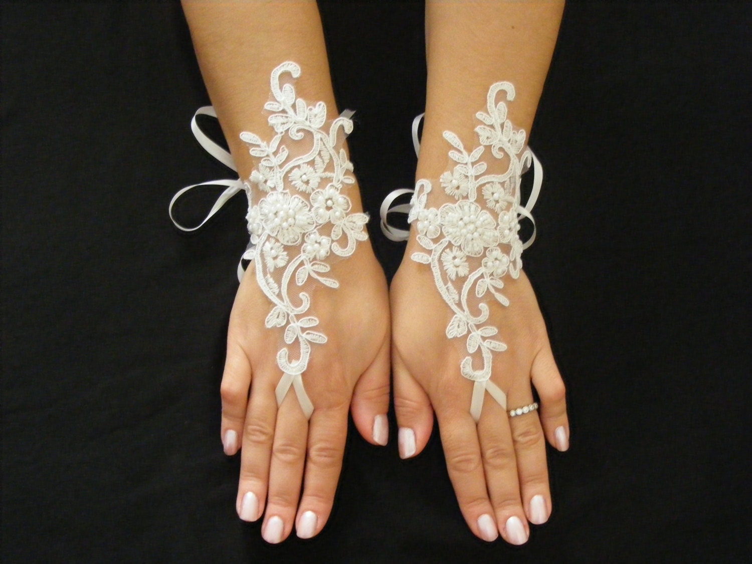 White Beaded Lace Handmade Medium Lenght Fingerless by CeAndBo