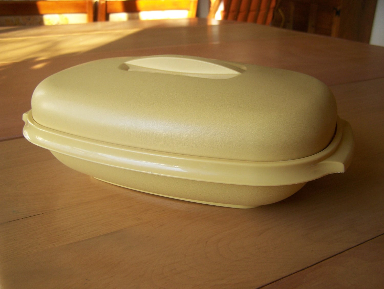 Vintage Tupperware 1970s Harvest Gold microwave vegetable/rice