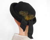 Classy and stylish vintage hats by TheVintageHatShop on Etsy