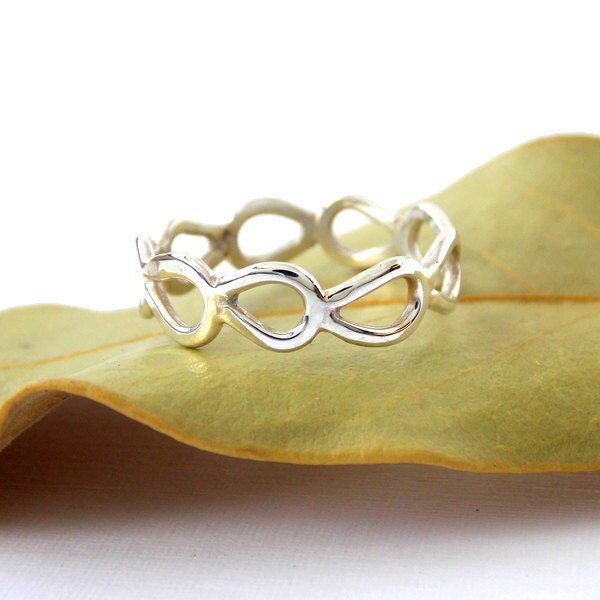 Sterling Loop Lace Ring: sterling silver ring by RitoOriginals