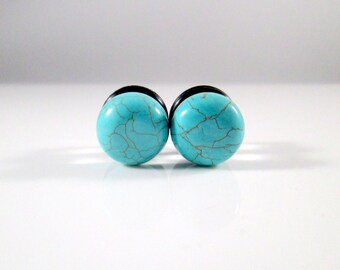 Items similar to Leaf and turquoise bead Dangle Gauge Plug Earrings 8g ...