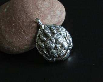 Balinese Om Pendant Silver