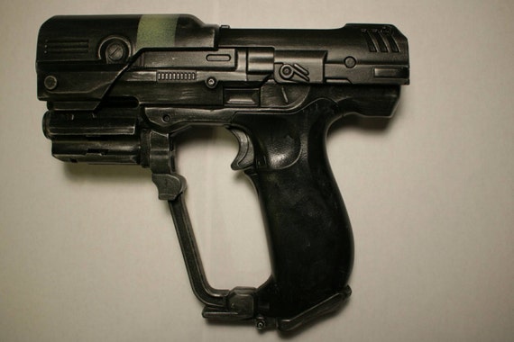 Custom Halo UNSC Pistol Cosplay Prop. by EngulffireDesigns on Etsy