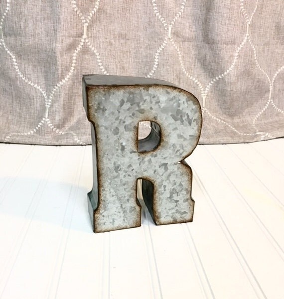 Metal Letters/Metal Letter/Letter R/7 inch letter/Wall
