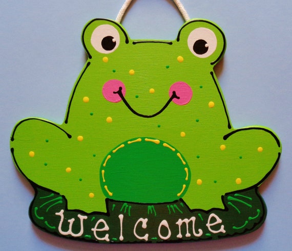 FROG WELCOME Shaped SIGN Wall Plaque Home Family Deck Patio