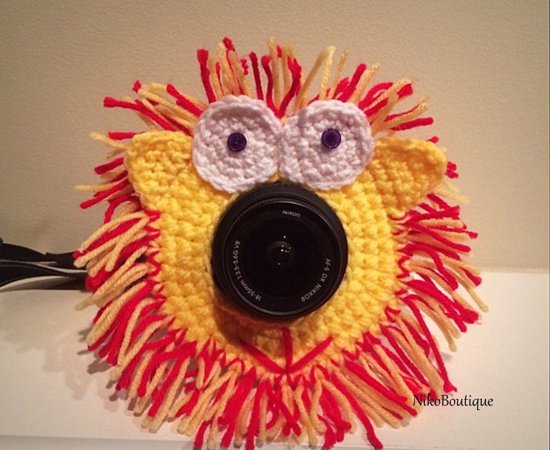 Crochet lion lens critter camera buddies camera lens buddy