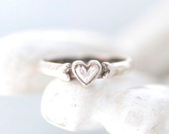 Dainty heart ring | Etsy